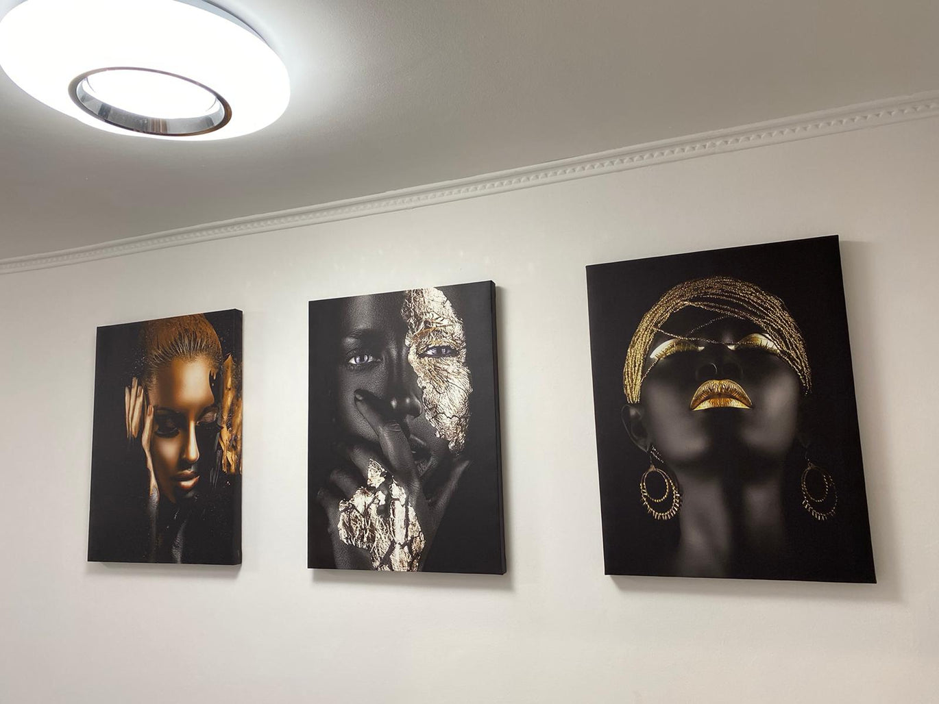 Colectie tablouri femei africane aurii pe fundal negru Black and Gold ...